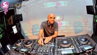 DAVID JAY (DJ professionnel) : « Maurice n’a rien à envier aux grands ...